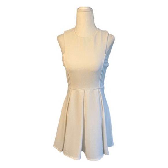 Tobi | Dresses | Tobi Pleated Fit Flare Mini Dress Ivory Cream Halter ...